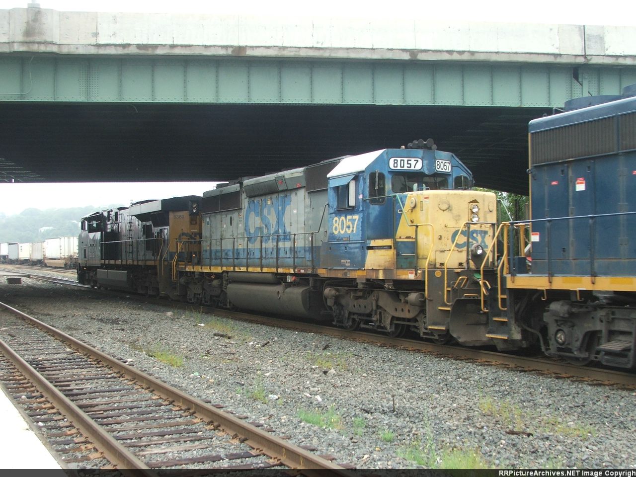 CSX 8057